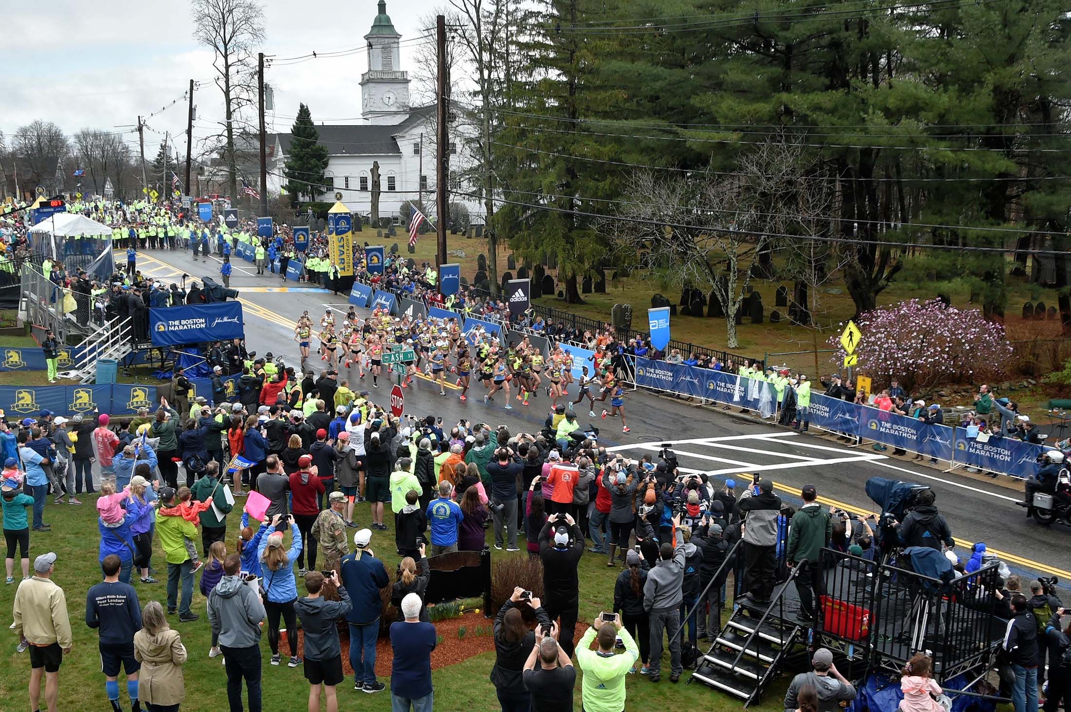 Boston marathon running route information